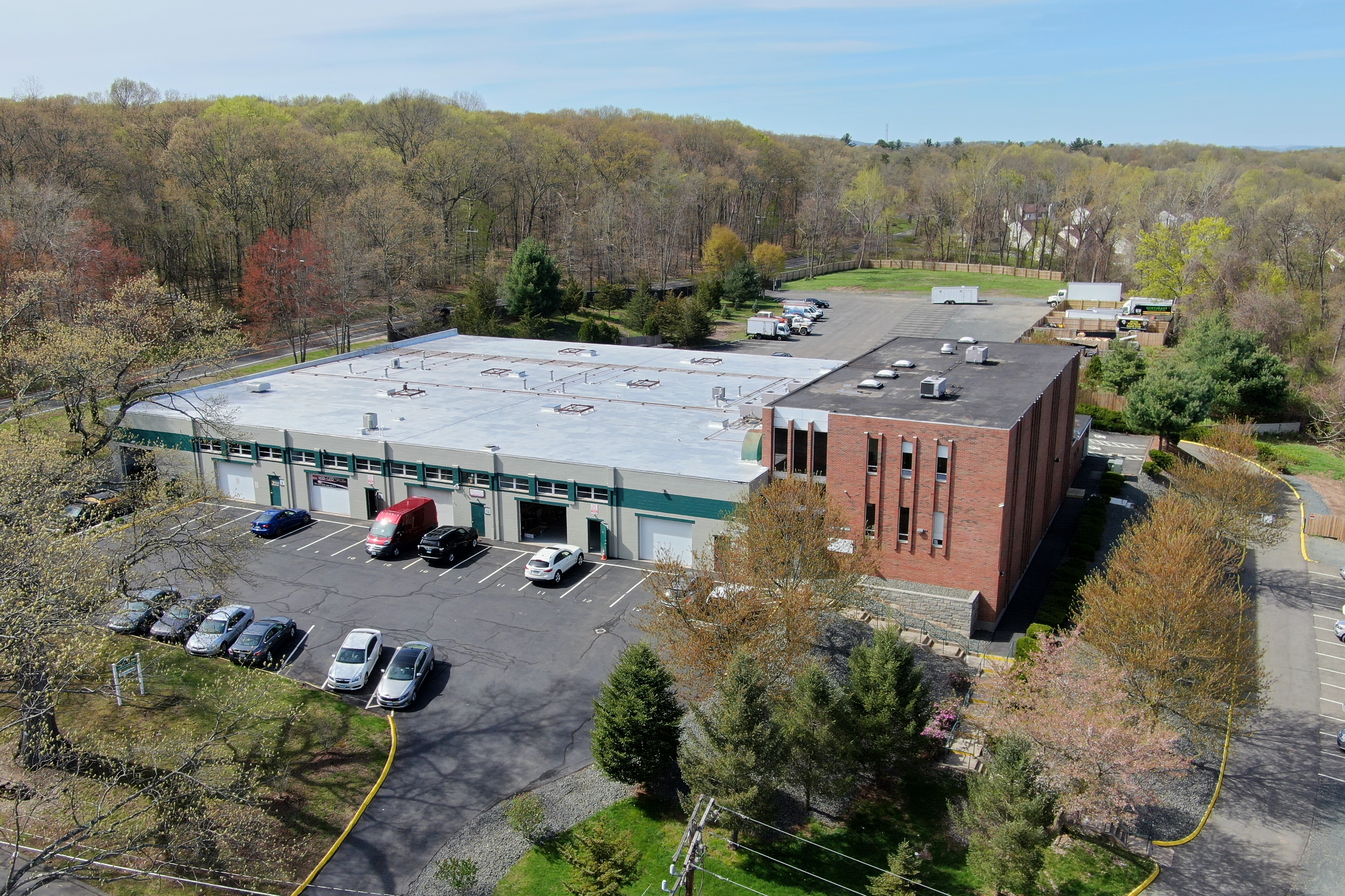 41,040 SF Industrial/Office in Wethersfield, CT